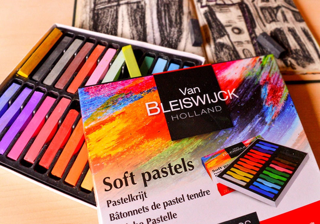 Box of 24 Professional Quality Pastels Pastels for Artistic Creations ...