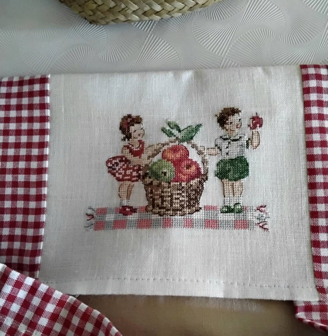 Pie Bag Pommes De Pippin and Pommes Dapi After Véronique Enginger. - Etsy