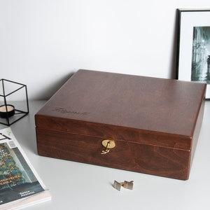 Lockable Watch Box With Key, Wooden Box for Watches and Jewelry, Watch ...
