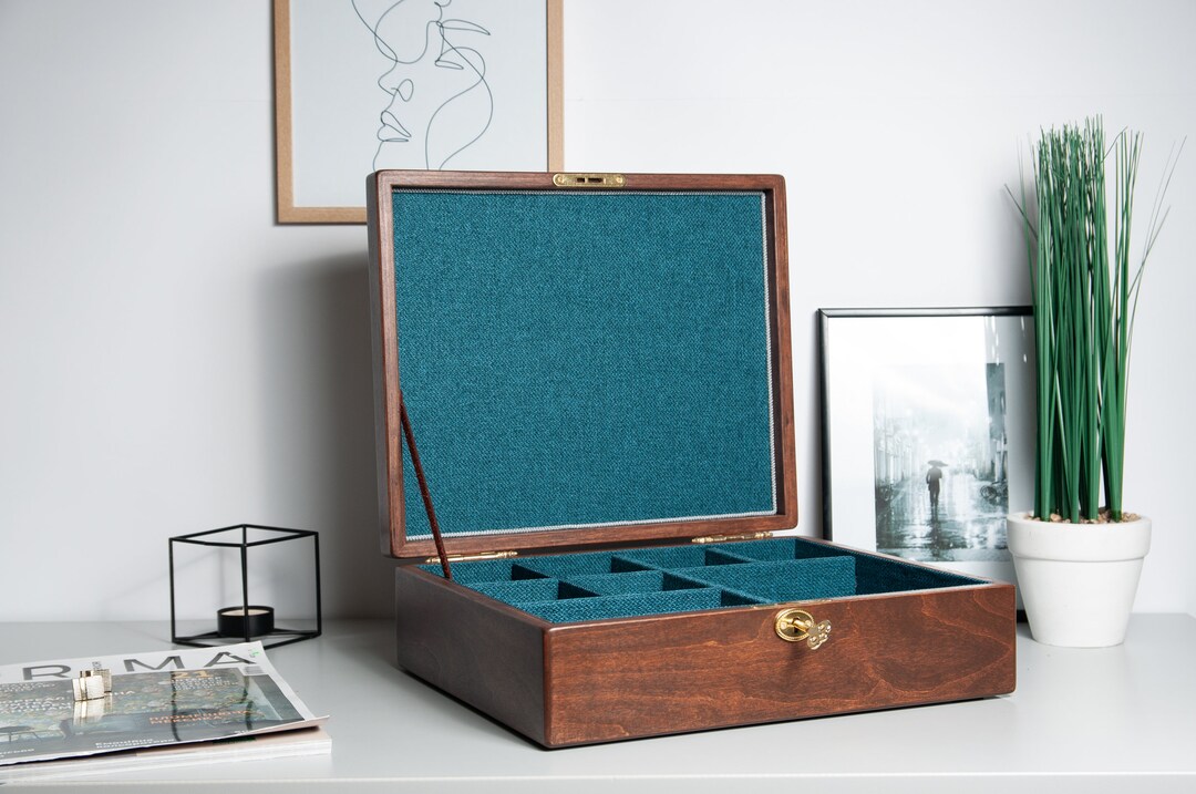 Lockable Watch Box With Key, Wooden Box for Watches and Jewelry, Watch ...