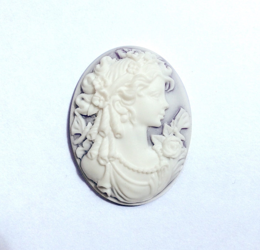 2 Resin Cameos 30X40 White Pattern on Purple Background Greek Woman ...