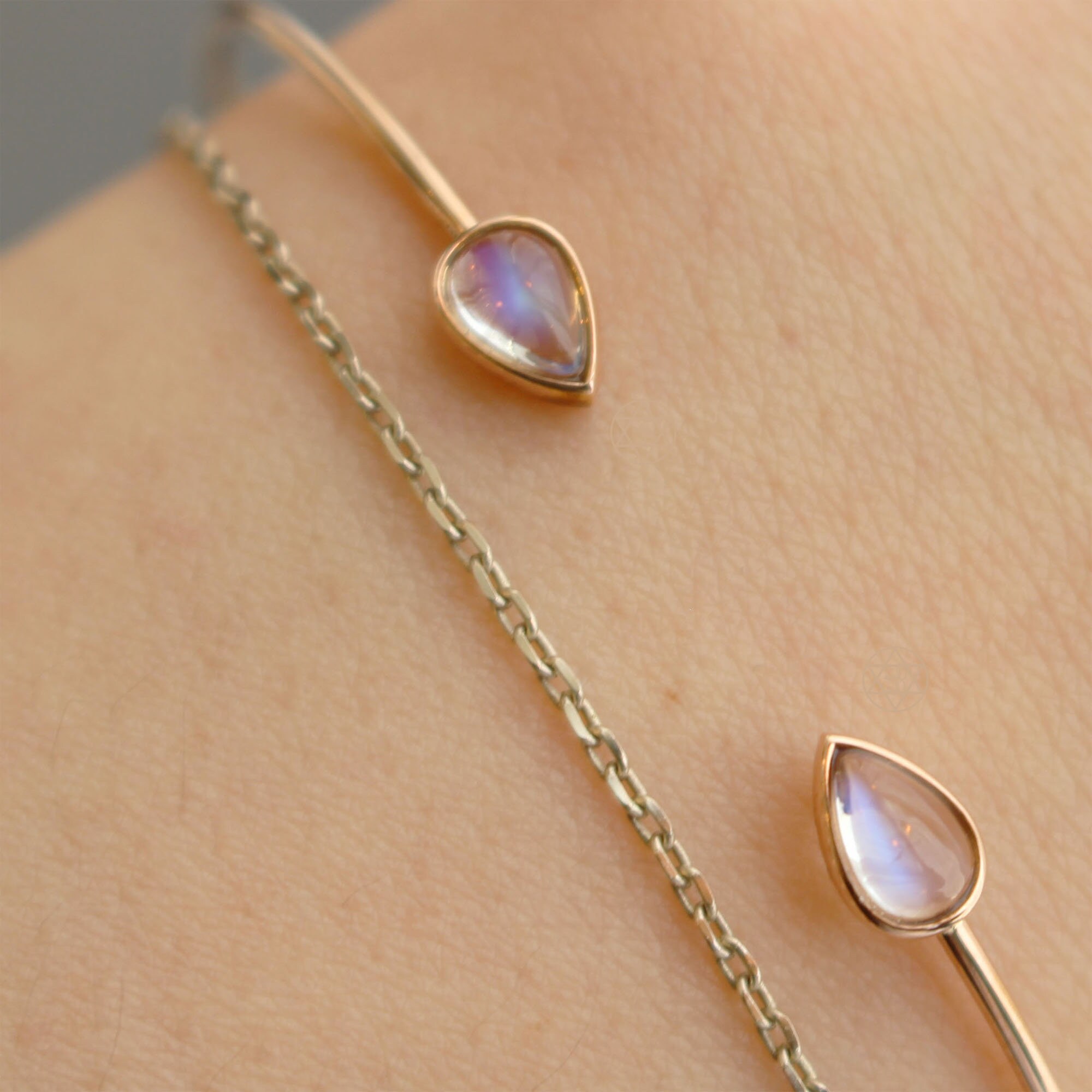 14K Solid Gold Duet RAINBOW MOONSTONE Open Bangle | Etsy