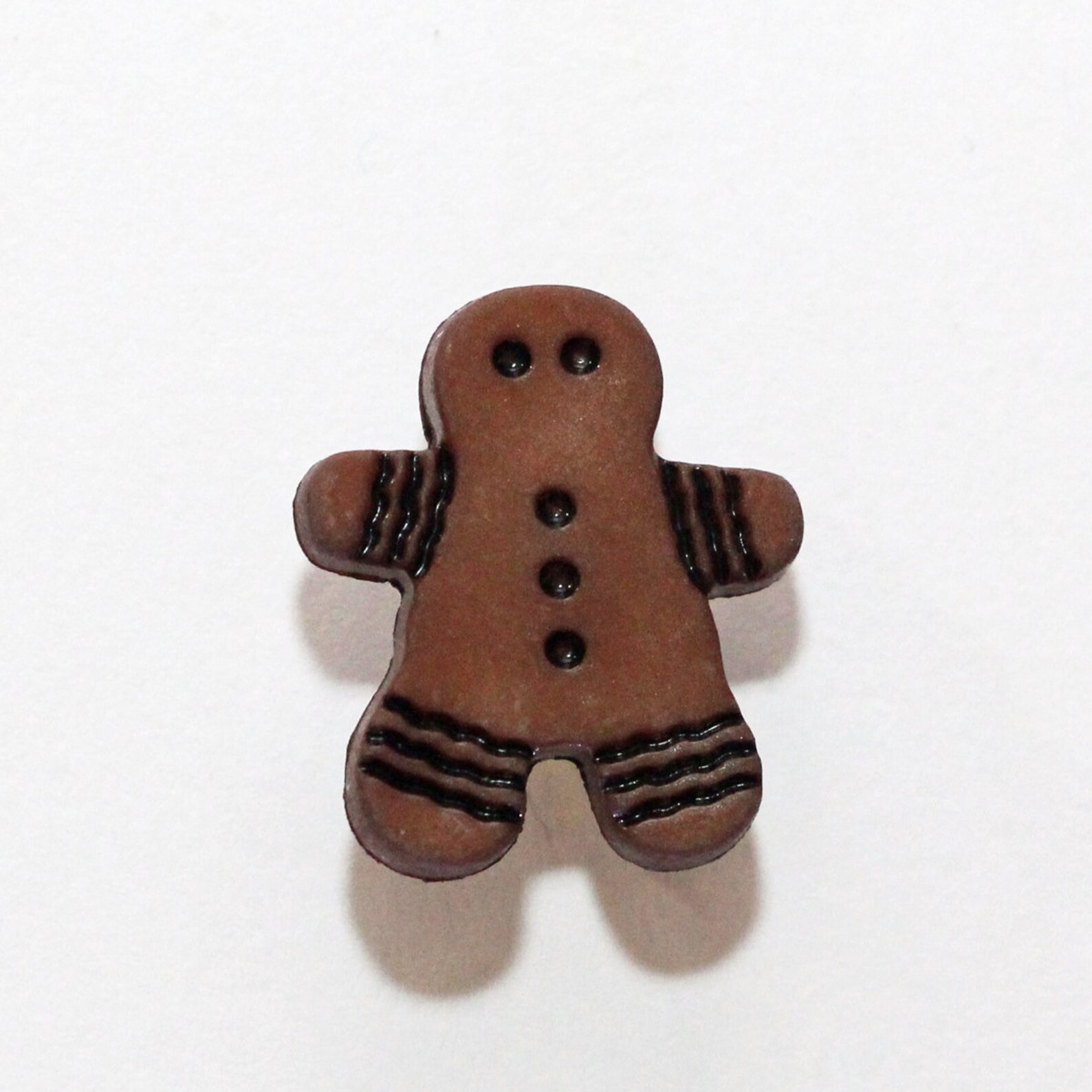 Gingerbread Man Button 17 X 15mm: Pack of 10 Fancy Buttons for ...
