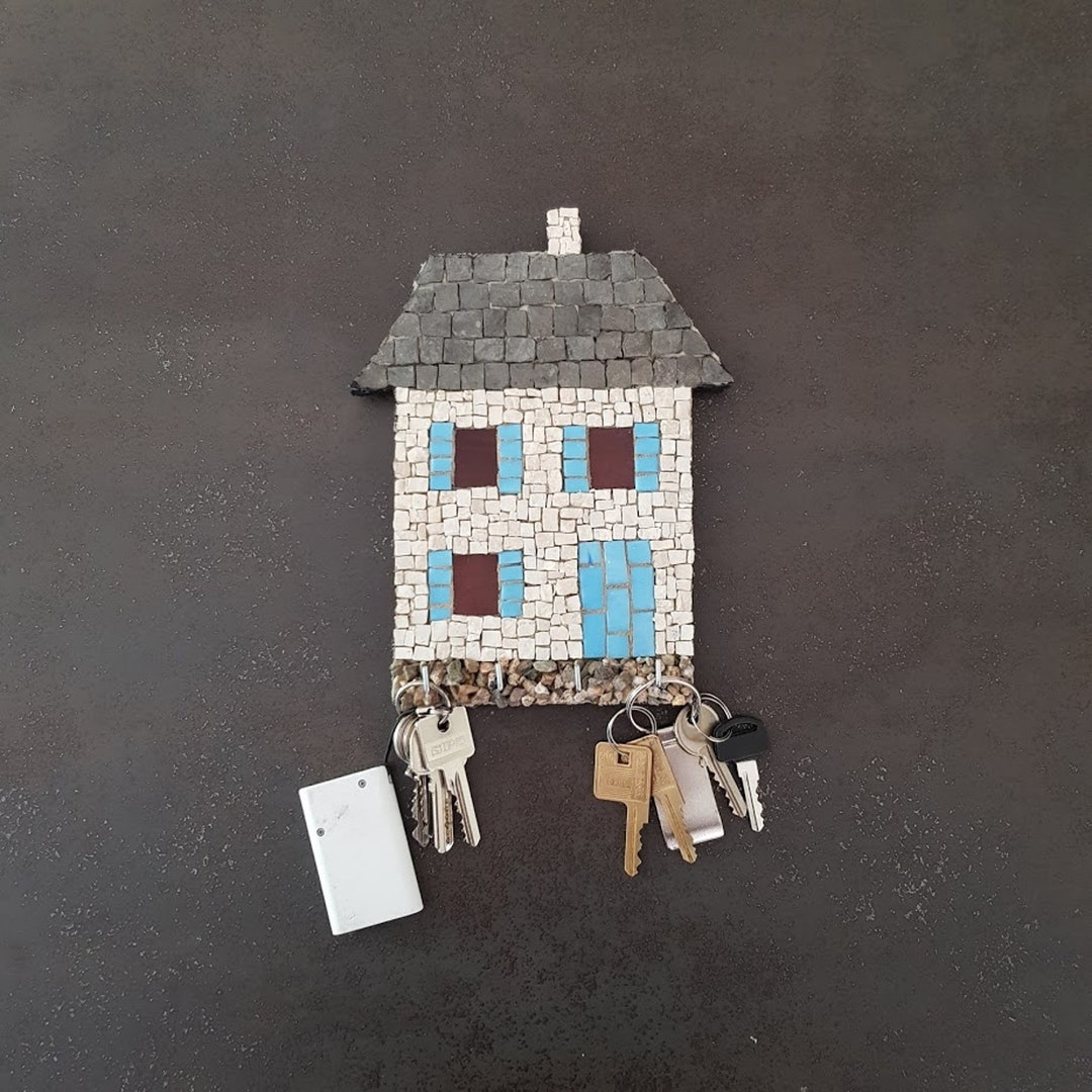 Wall Decoration Small Key Hanging Picture Small House in Natural Stone ...
