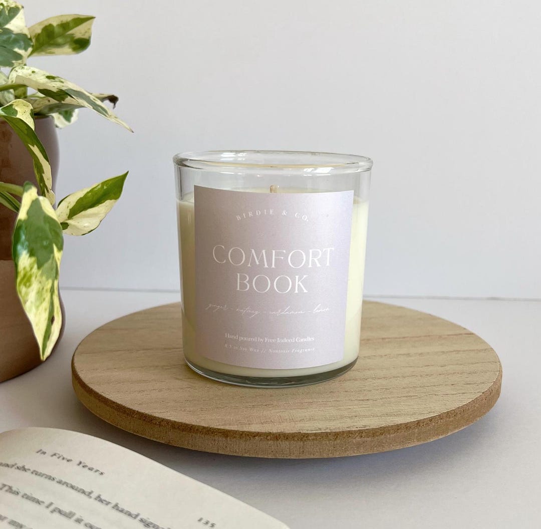 Comfort Book Candle: Hand-poured Soy Wax, Cozy Reader's Scent - Etsy