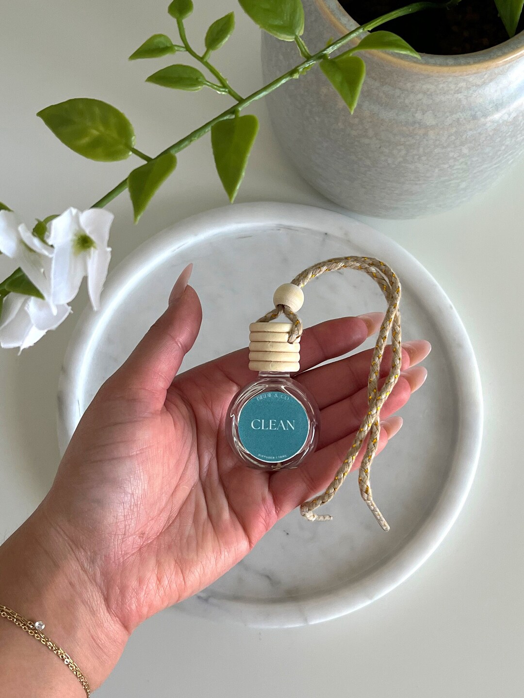 Clean Scent Car Diffuser, Aesthetic Car Diffuser, Essential Oil Car Diffuser, Car Air Freshner ...