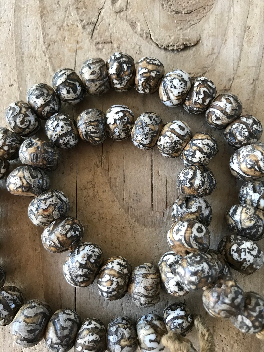 Ancient Shell Bead Stamped With Six Mantras, 15/17 Mm, Set of 5 Pcs - Etsy