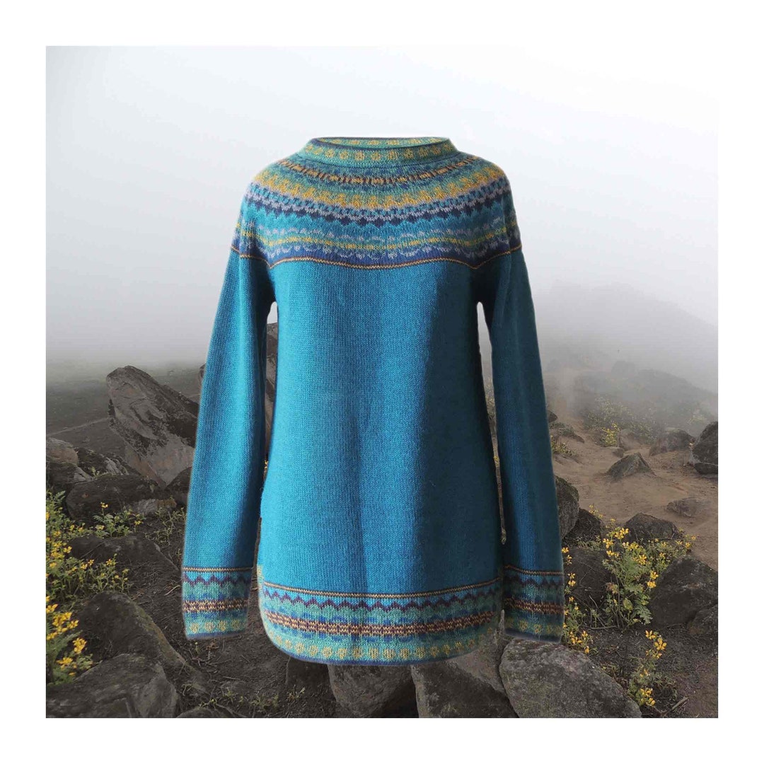 Women's Alpaca Sweater, Pullover With Crew Neck and Symmetrical ...