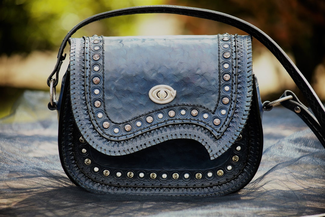 Moiraine Leather Bag, Fantasy Style - Etsy