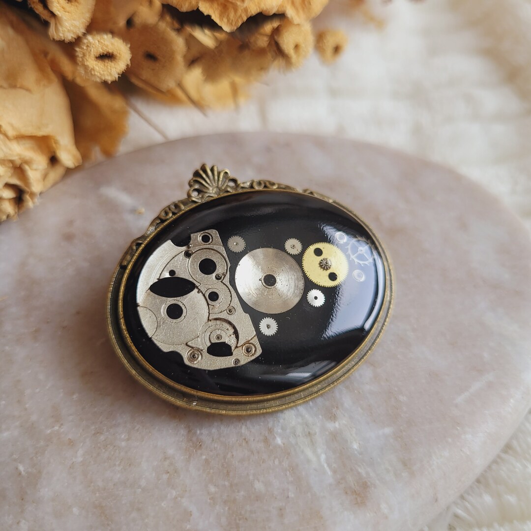 Steampunk Brooch. Watch Parts Brooch. Gears Brooch. Vintage Baroque ...