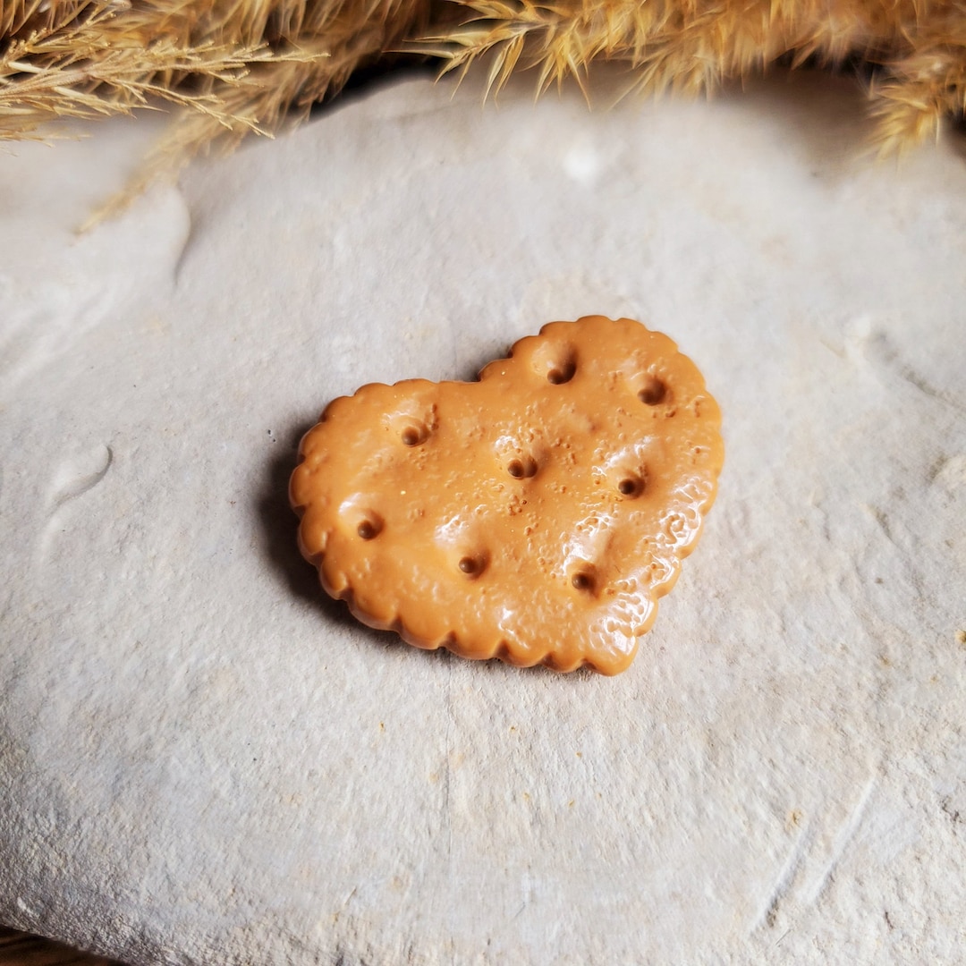 Resin Heart Shortbread Cookie Magnet. Gluttony Magnet. Back to School ...