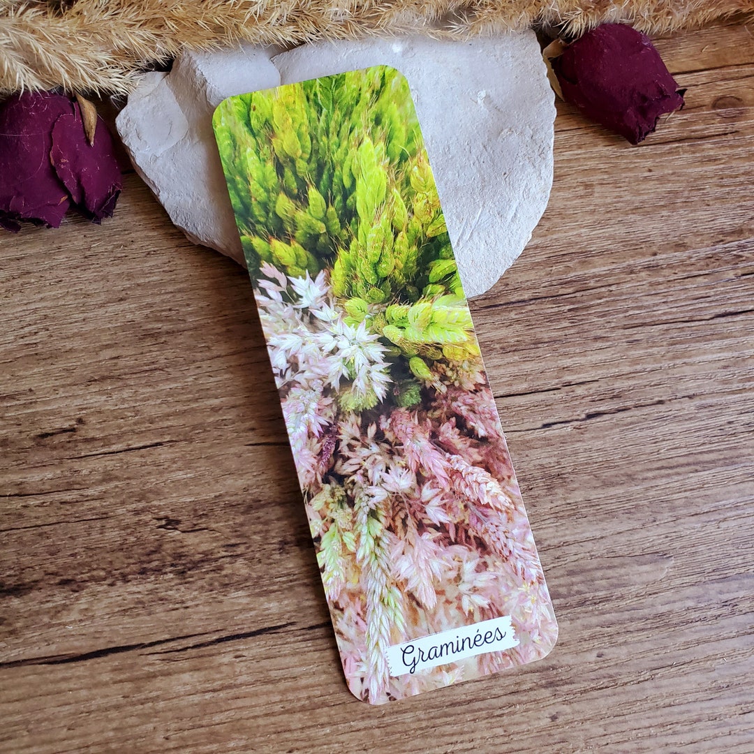 Glossy Bookmark - Original Photo of Grass Flowers, Ideal for a Low-cost ...