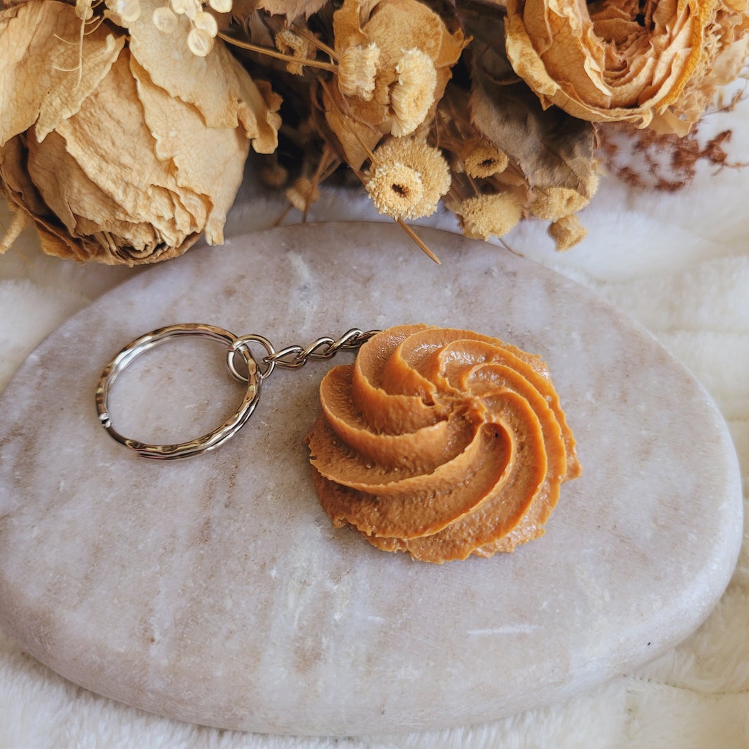 Resin Meringue Biscuit Keyring – a Delicious Bag Charm, Ideal as a Gift ...