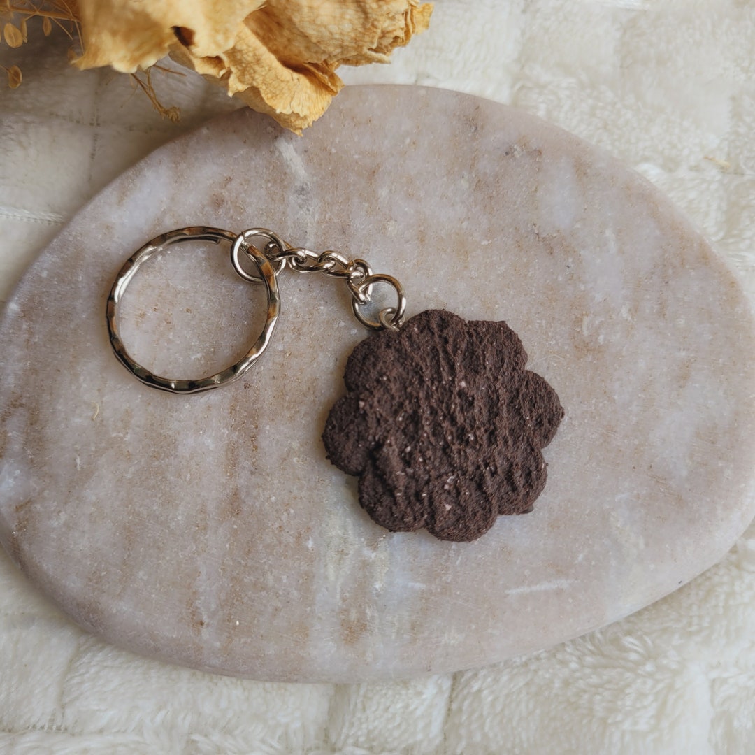 Chocolate Shortbread Biscuit Keyring in Resin – a Delicious Bag Charm ...