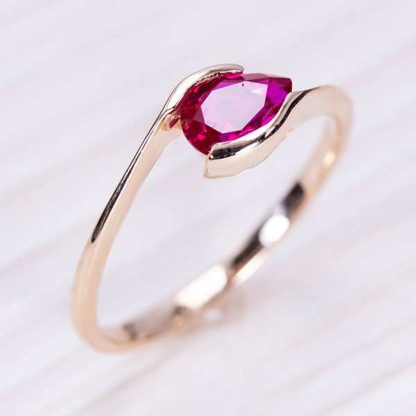 Gold Ruby Ring - Etsy