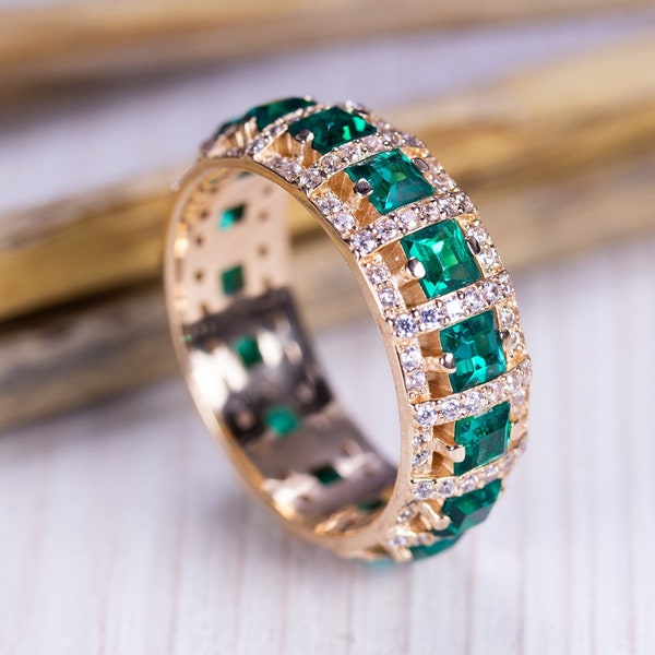 Emerald Gold Ring - Etsy