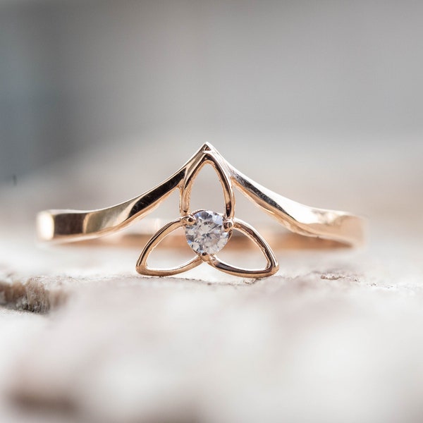 Celtic Knot Diamond Ring - Etsy