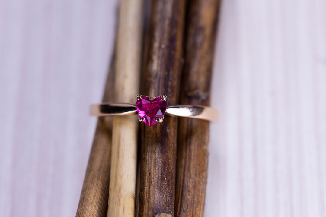 14K Rose Gold Ruby Heart Ring - Etsy