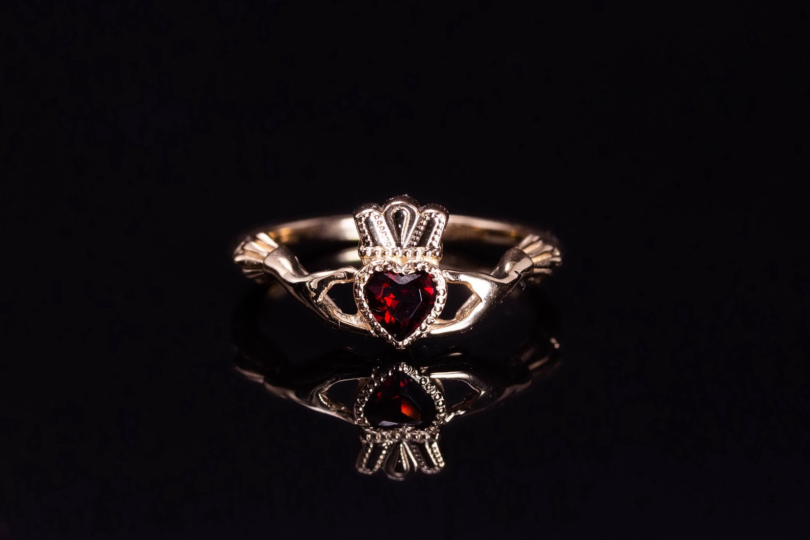 Gold Claddagh Ring/ Irish Claddagh/ Garnet Claddagh Promise - Etsy