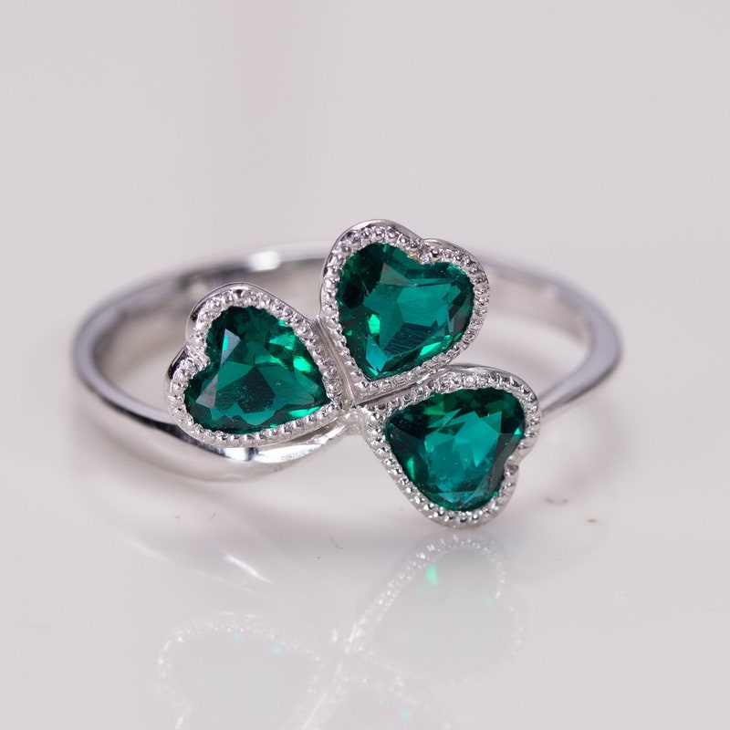Shamrock Ring - Etsy