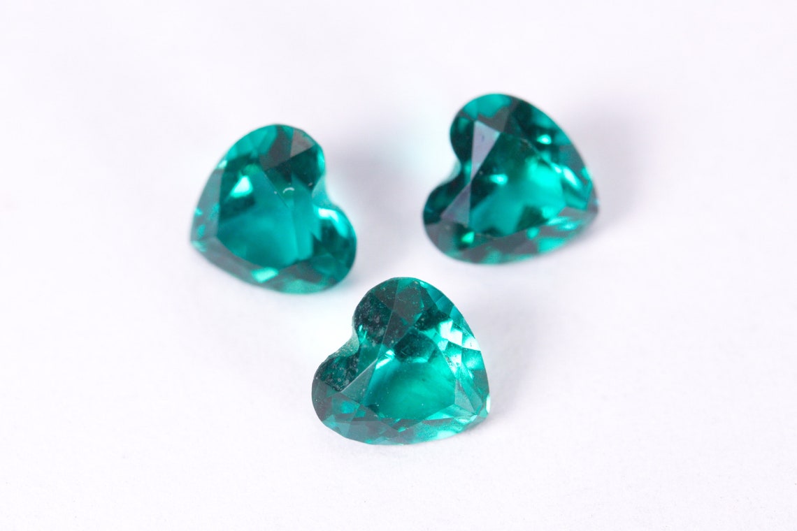 Lab Created Emerald Hydrothermal Emerald Heart shape AAA | Etsy