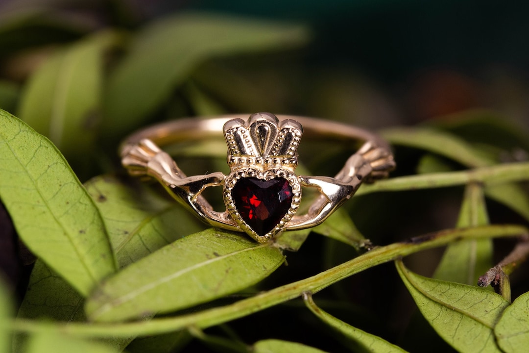 14K Gold Garnet Claddagh Ring: Irish Promise Ring - Etsy