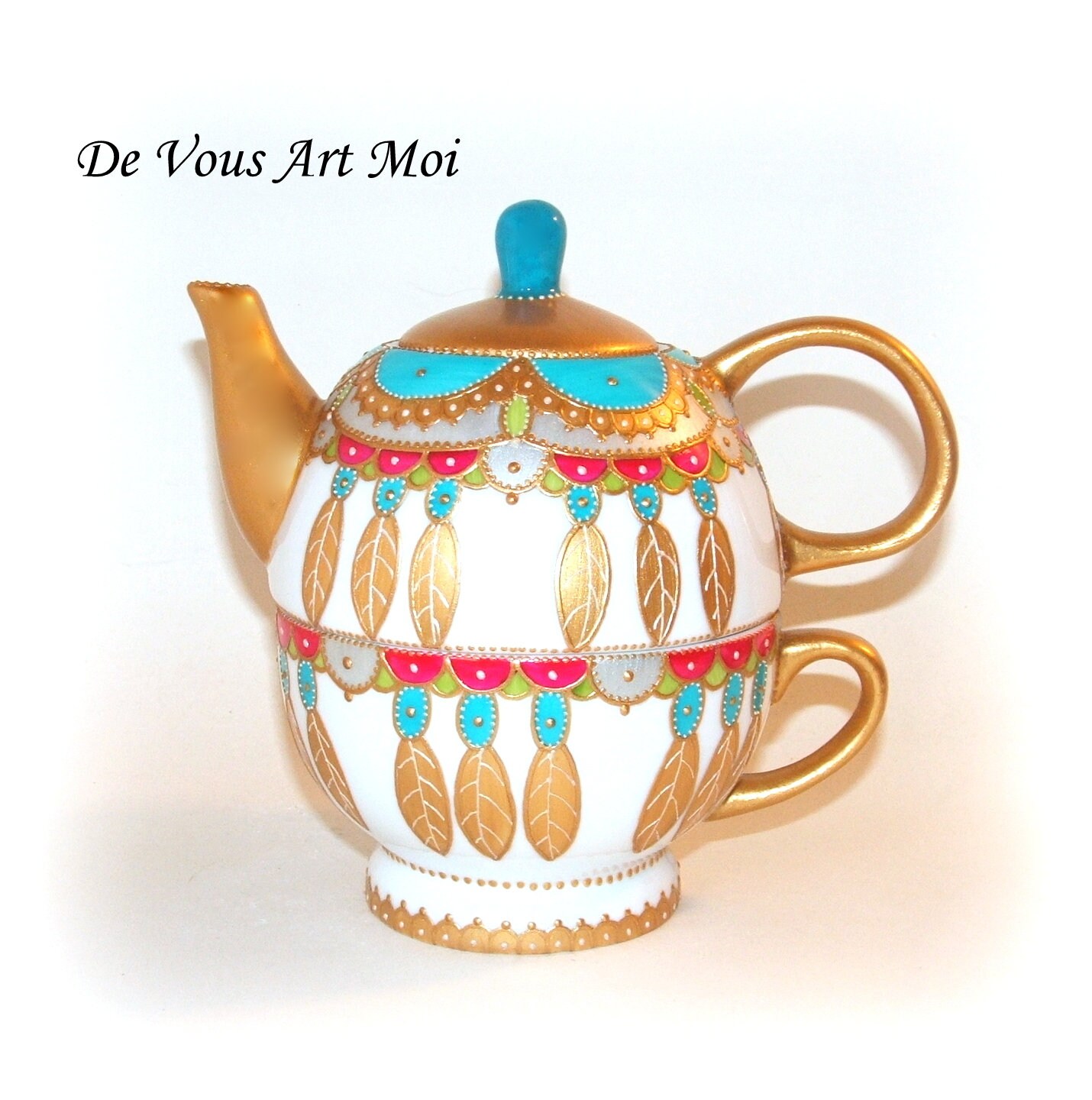 Bohemian large selfish Solitaire teapot with its hand painted porcelain cup