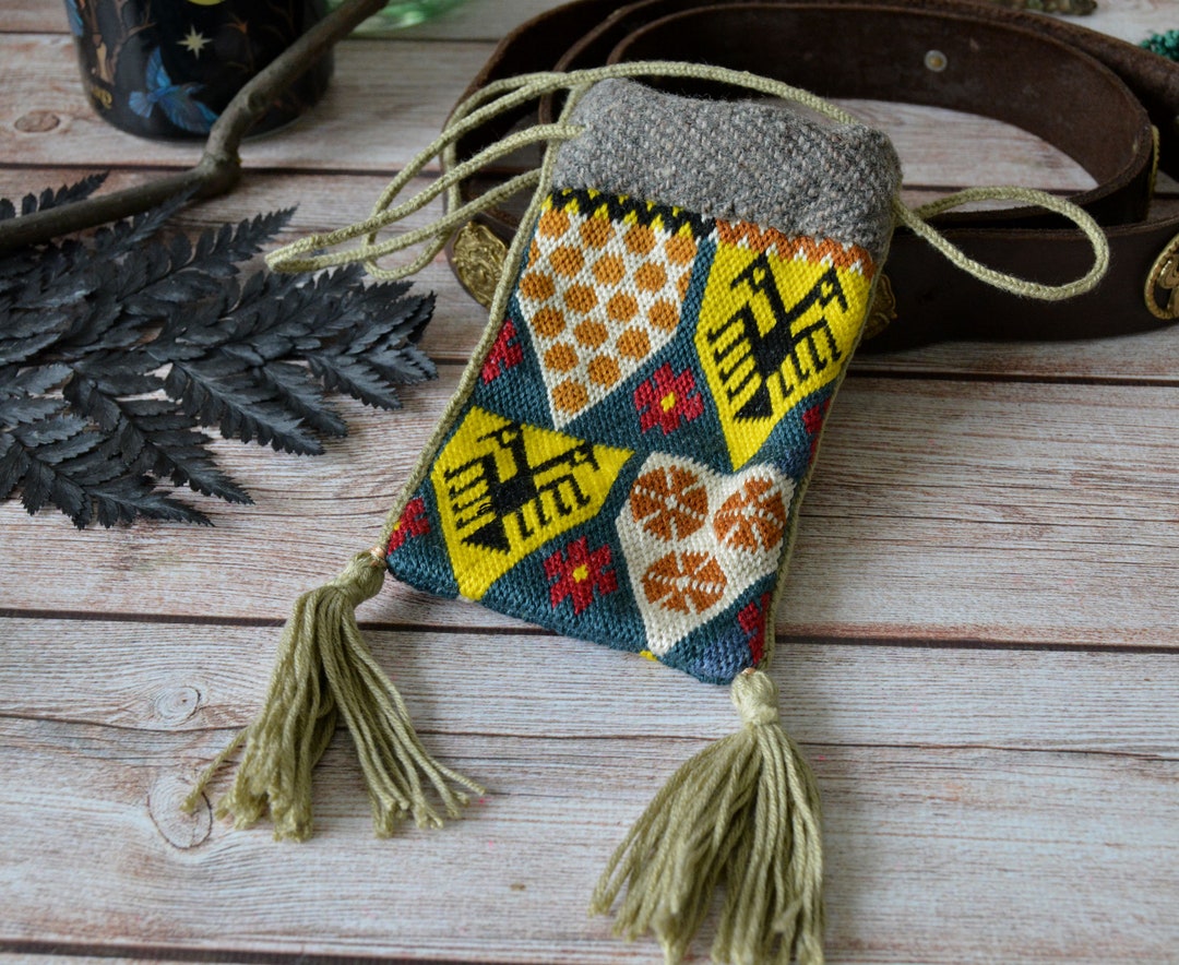 Heraldry Embroidered Medieval Coin Purse, Middle Ages Belt Bag With ...