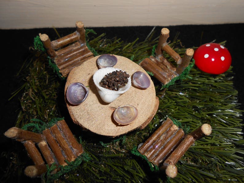 Fairy Picnic Table / Chairs / Shells / Toadstool / Grass / - Etsy