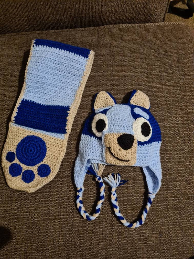 Bluey and Bingo Hat and Scarf - Etsy UK