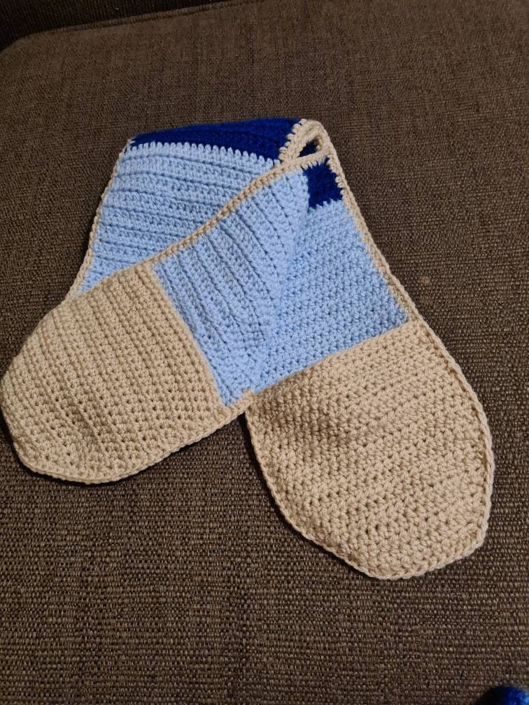 Bluey and Bingo Hat and Scarf - Etsy UK