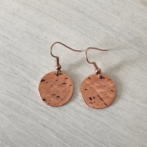 Copper Disc Earrings Small Disc Hammered Copper Drop Earrings - Etsy