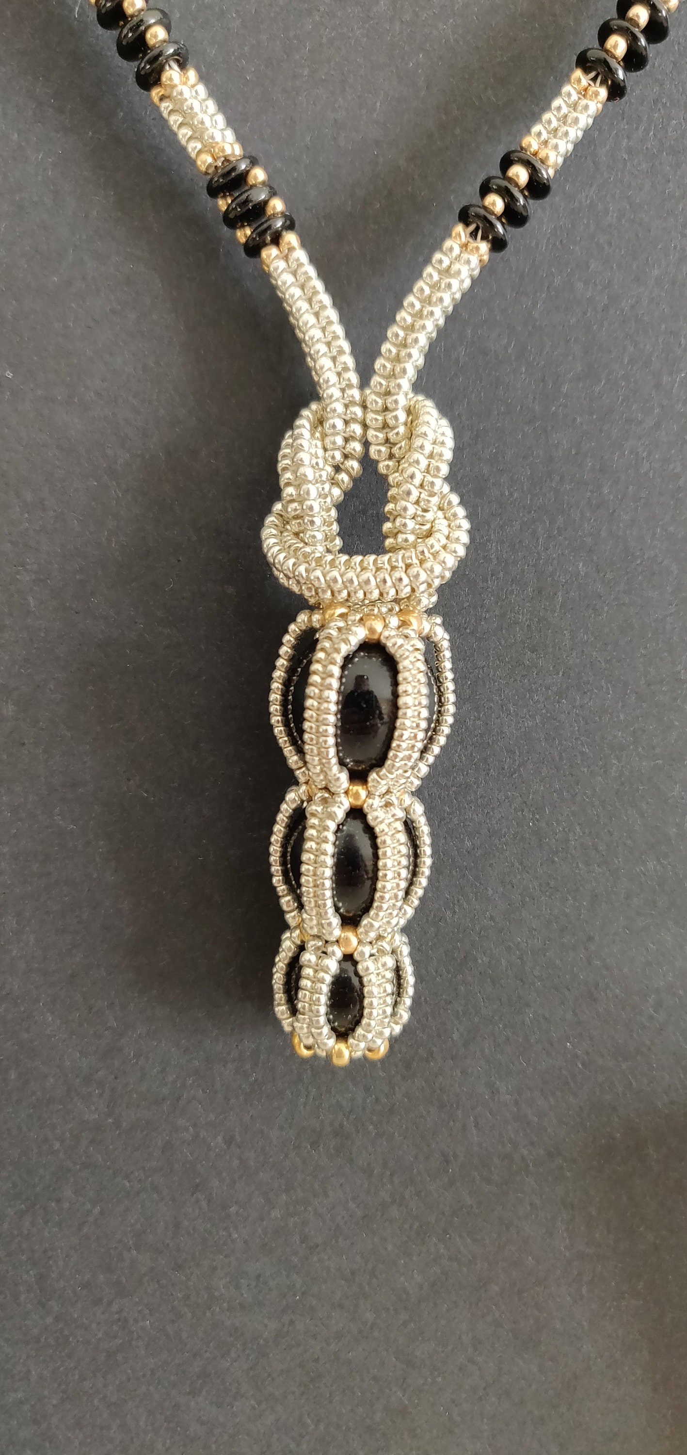 Necklace pendulis Silver/black, Needle Weaving - Etsy