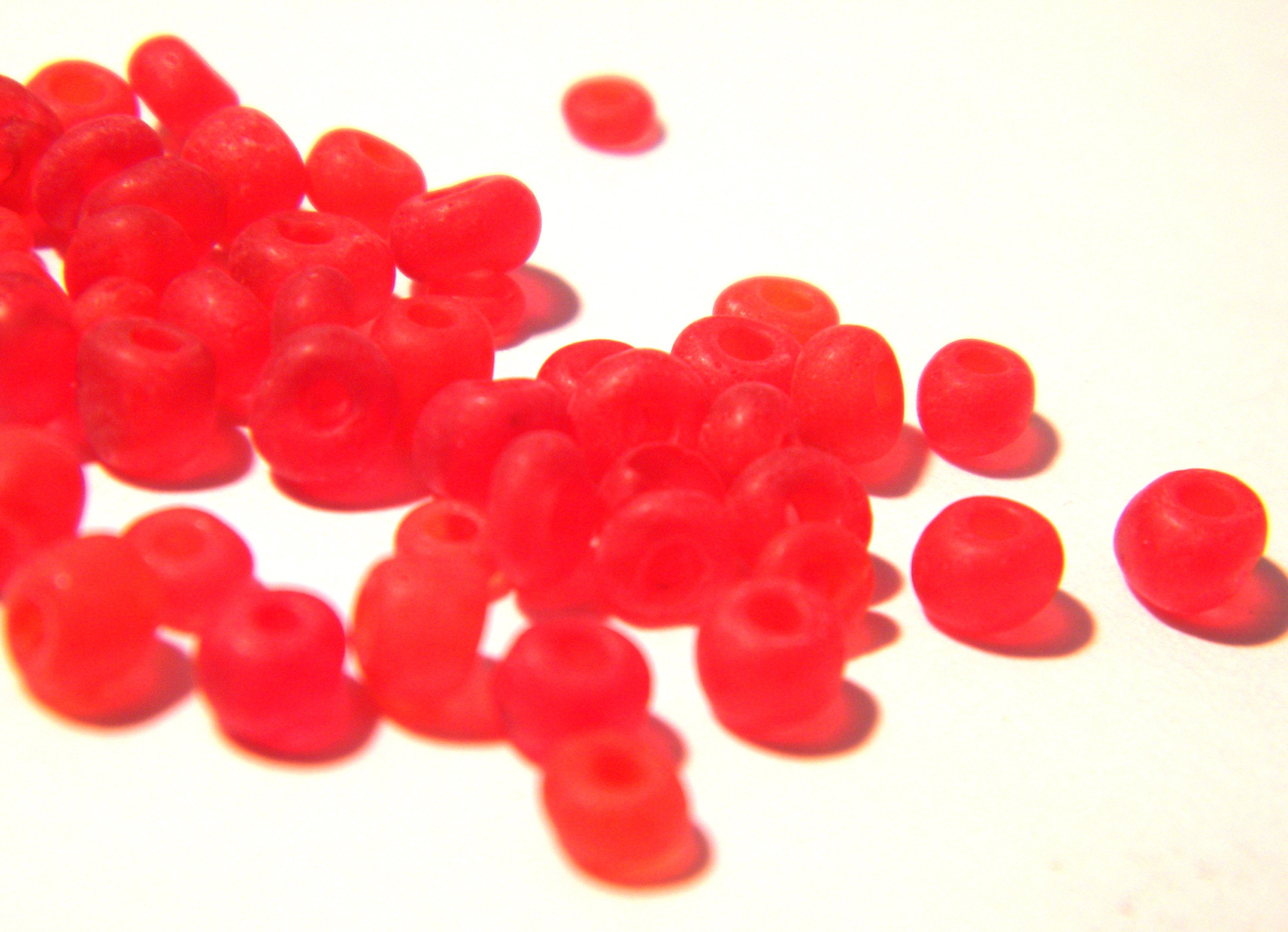 20 G Red Seed Beads 4 Mm Glass Bead Red Seed Beads Frosted - Etsy Norway