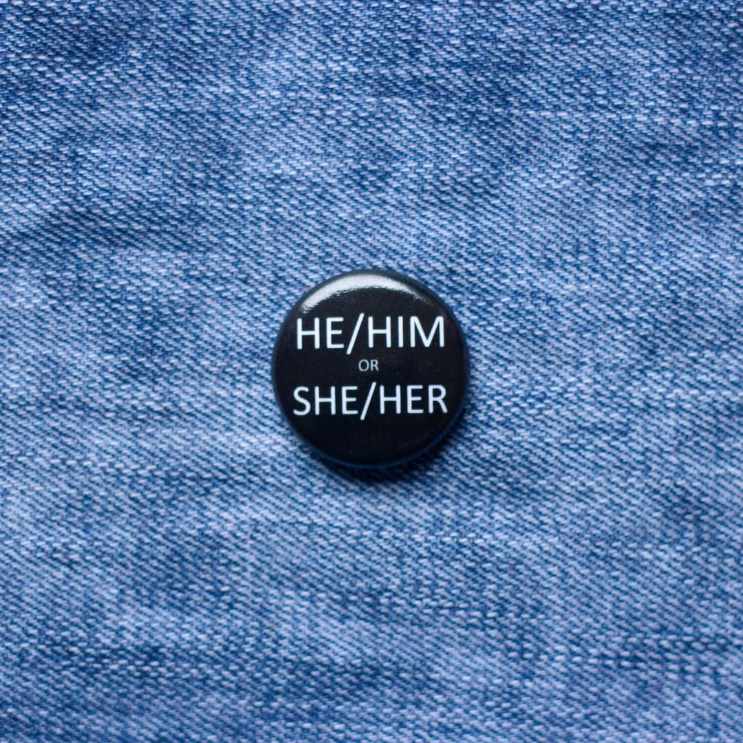 Él/Él o Ella/Ella - Insignia de botón con pronombre - Etsy México