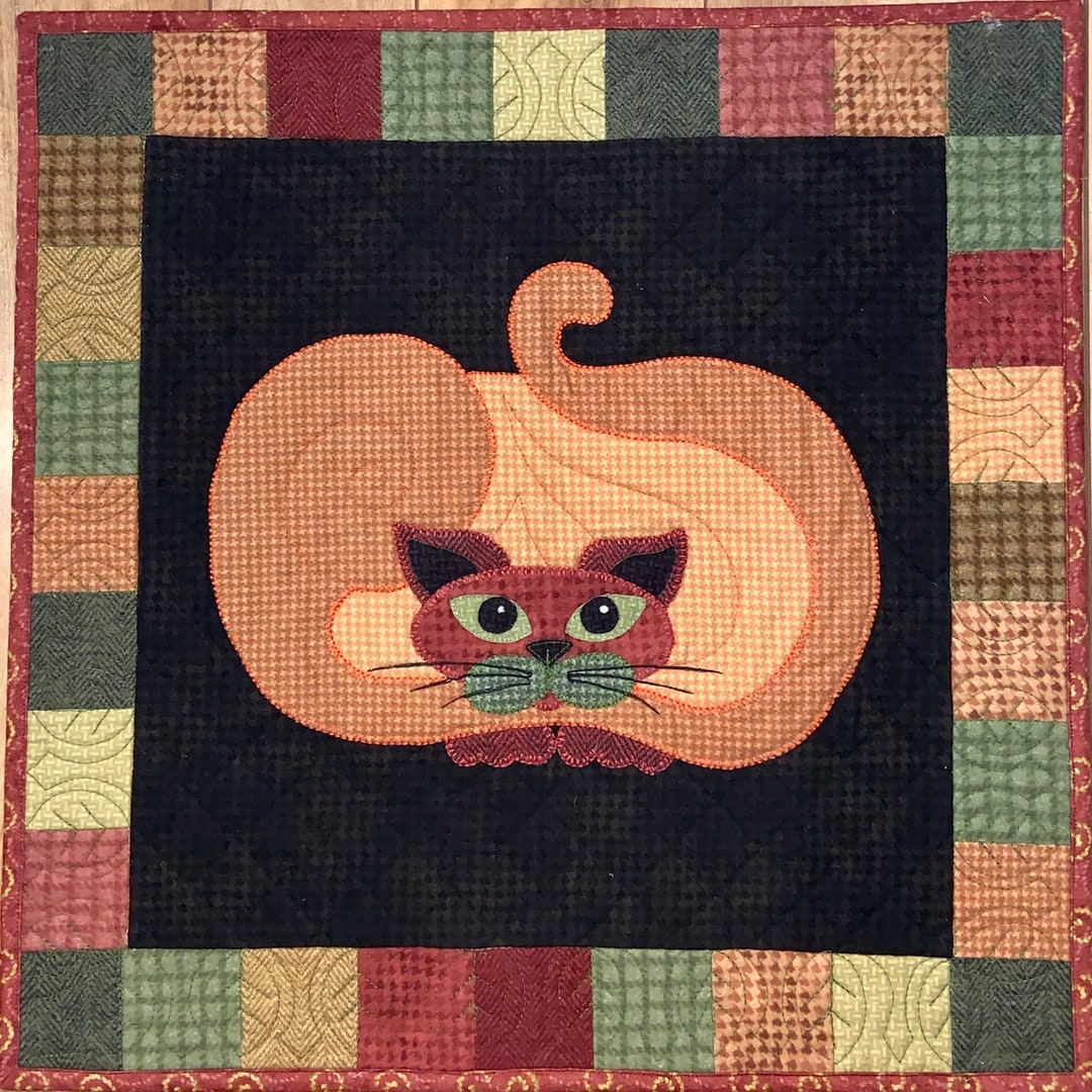 Woolly Pumpkat Quilt by Helene Knott (with Tiny Blemish as Seen in ...