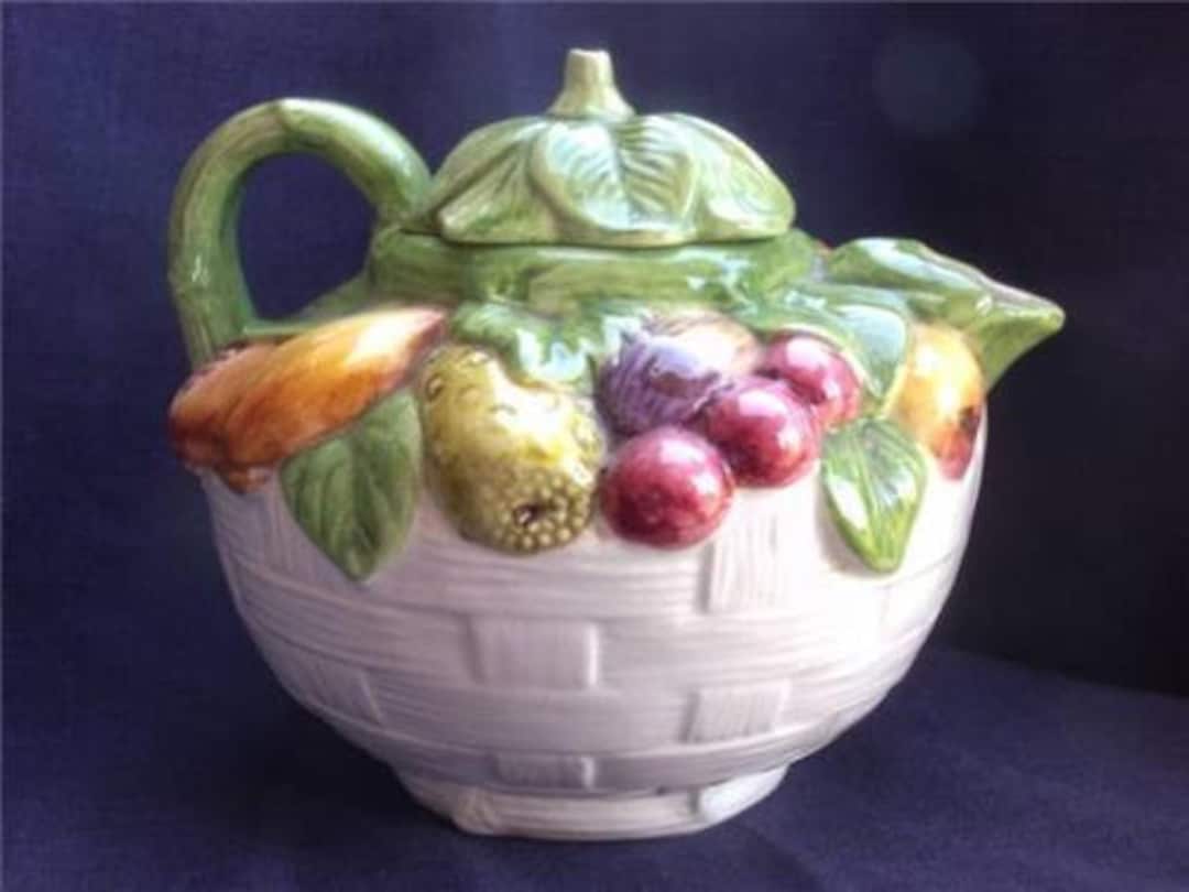Wonderful Large White Basket Fruit Novelty Collectable Teapot NOVE ...