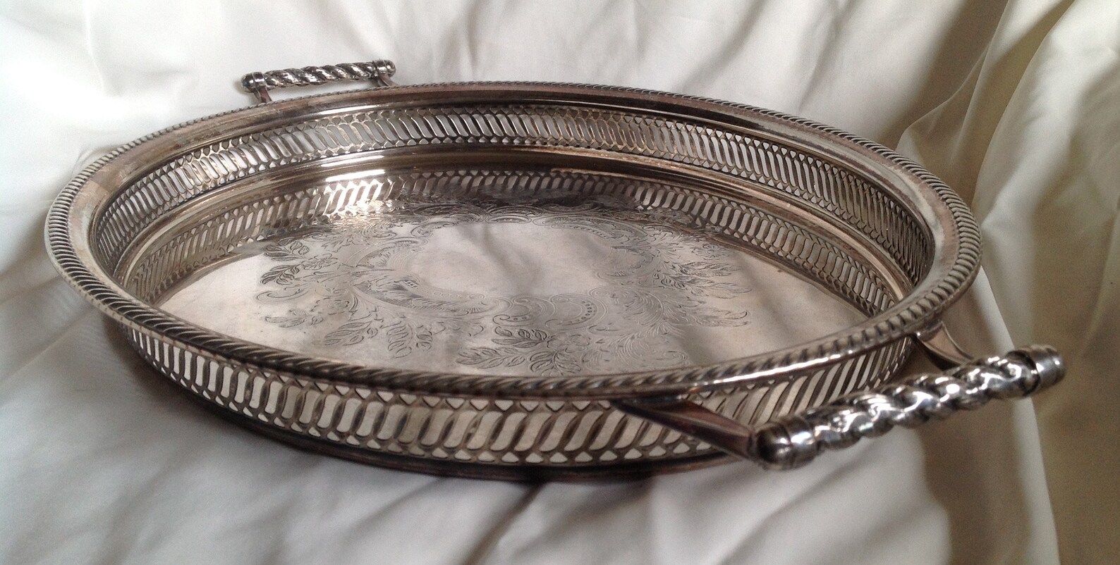 Large Oval Silver Plate Serving Tray Gallery Fretwork Central - Etsy