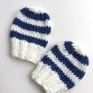 Baby Scratch Mittens Pattern - Super Easy Newborn Mittens Knitting ...