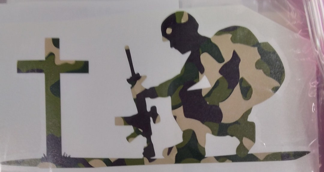 Soldier Kneeling at Cross - MIL004- Vinyl Decal - Etsy