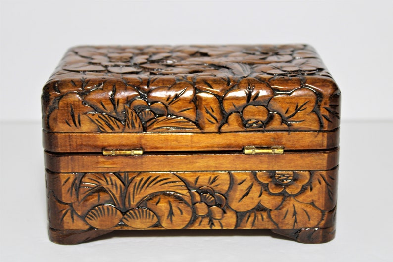 Vintage Carved Wooden Trinket Jewelry Box - Etsy