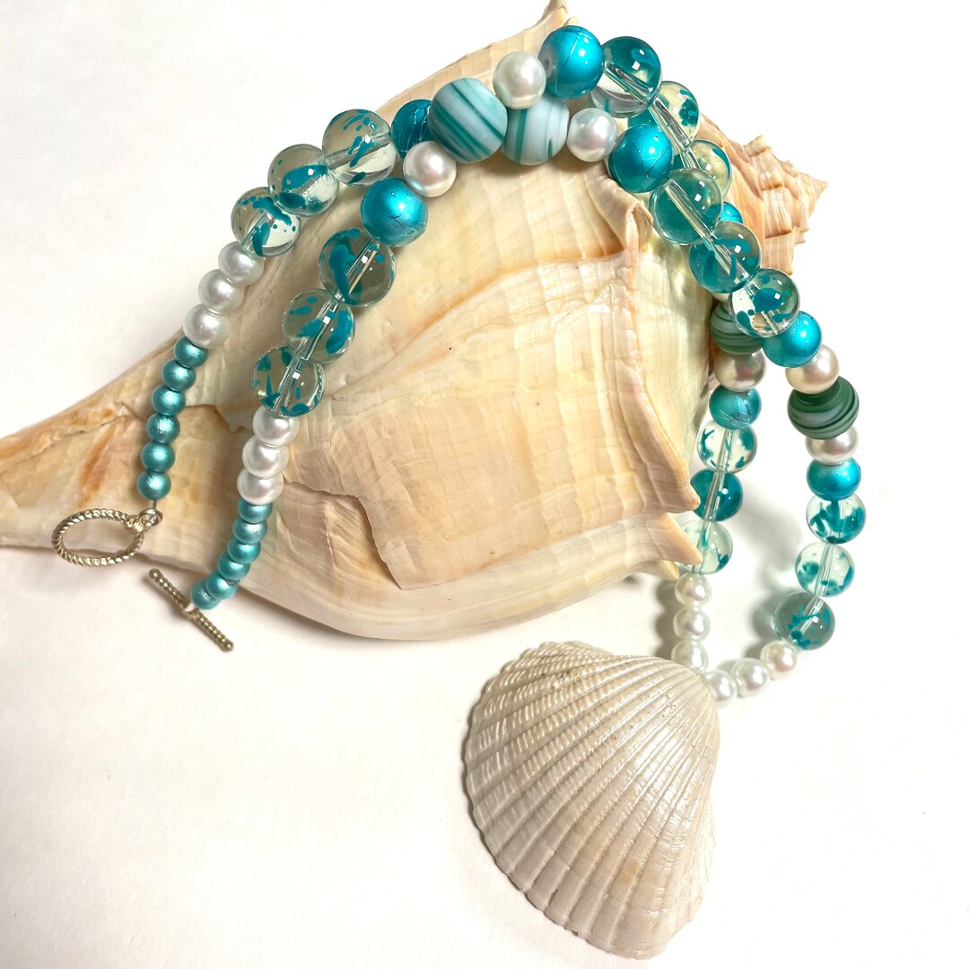 Real Clam Shell Necklace With Beads, Natural Clam Shell Pendant, Beach ...