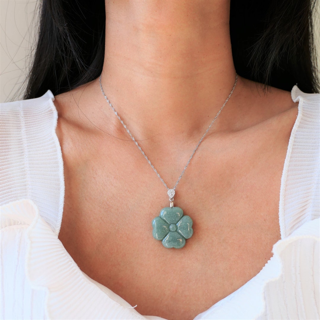 Pendentif fleur trèfle en jadéite naturelle grade A de Guatemala, jade vert, jade véritable ...