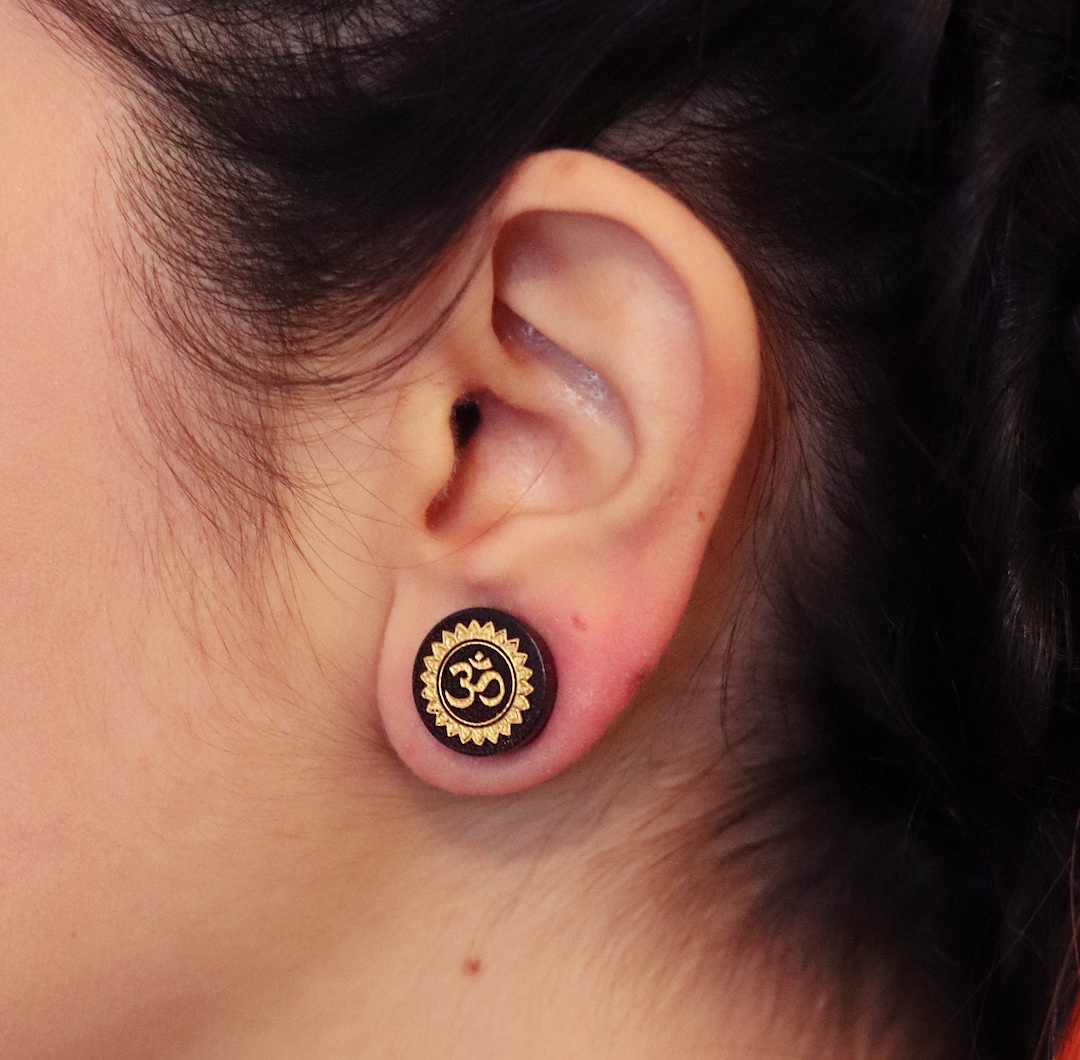 Wooden Plugs,stone Ear Tunnels,flesh Tunnels,plugs,ear Plugs,tunnels ...