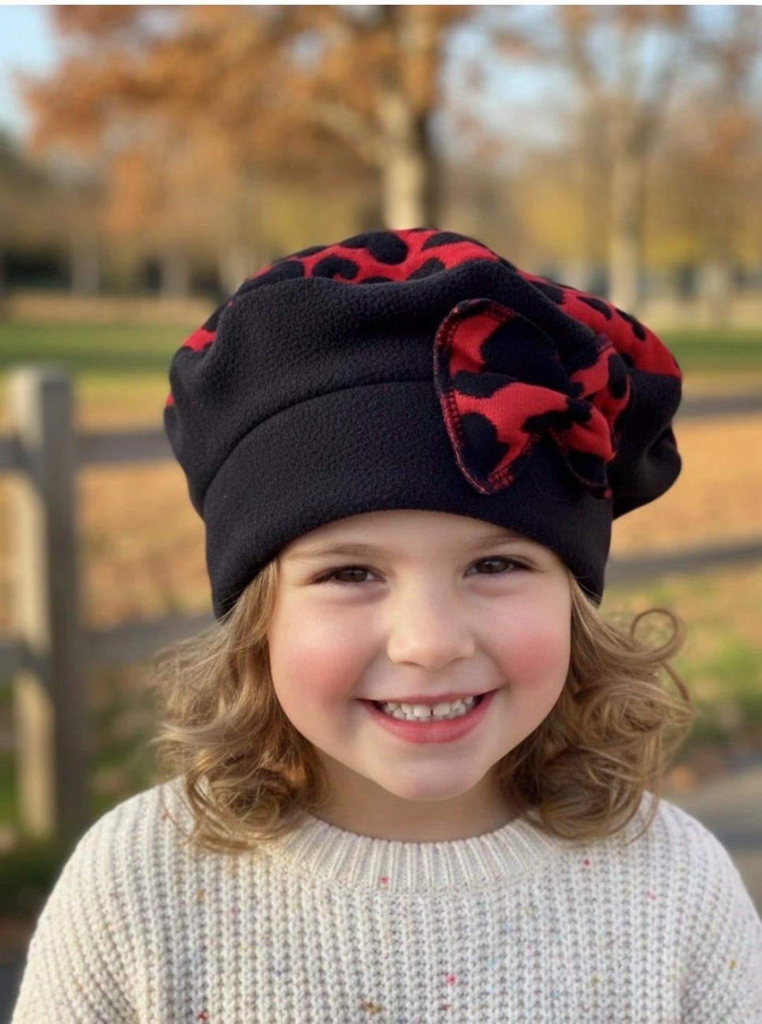 Children's Black Fleece and Cotton Beret With Red Hearts – Warm and ...