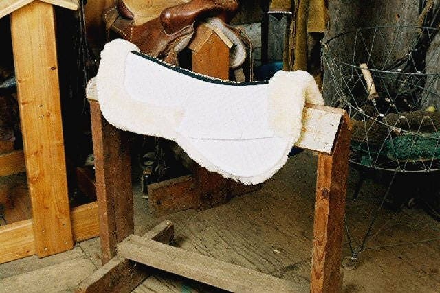 Standard Half Pads W/pommel & Cantle Roll 3 Colors - Etsy