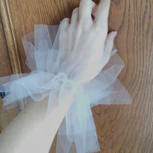 Elastic Tulle Cuffs, Beige Cuff Bracelet, No Slip Armband, Ballet ...