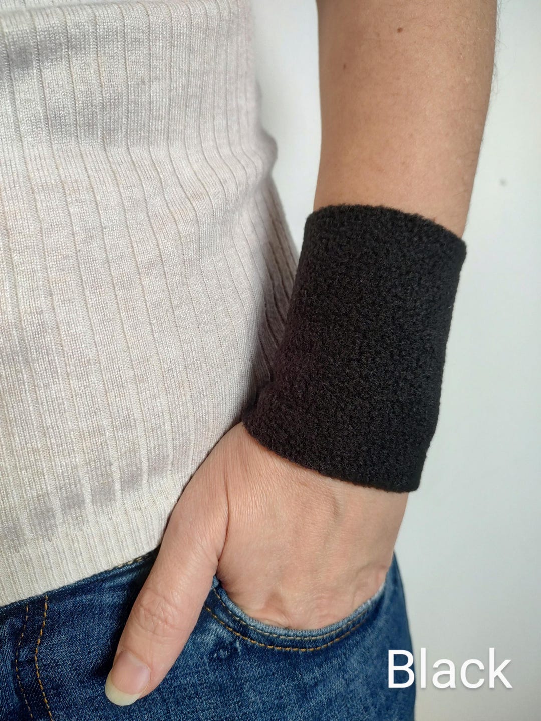 Fleece Wrist Warmer Winter Cuff Bracelet, Black Wrist Warmers, Wrist ...