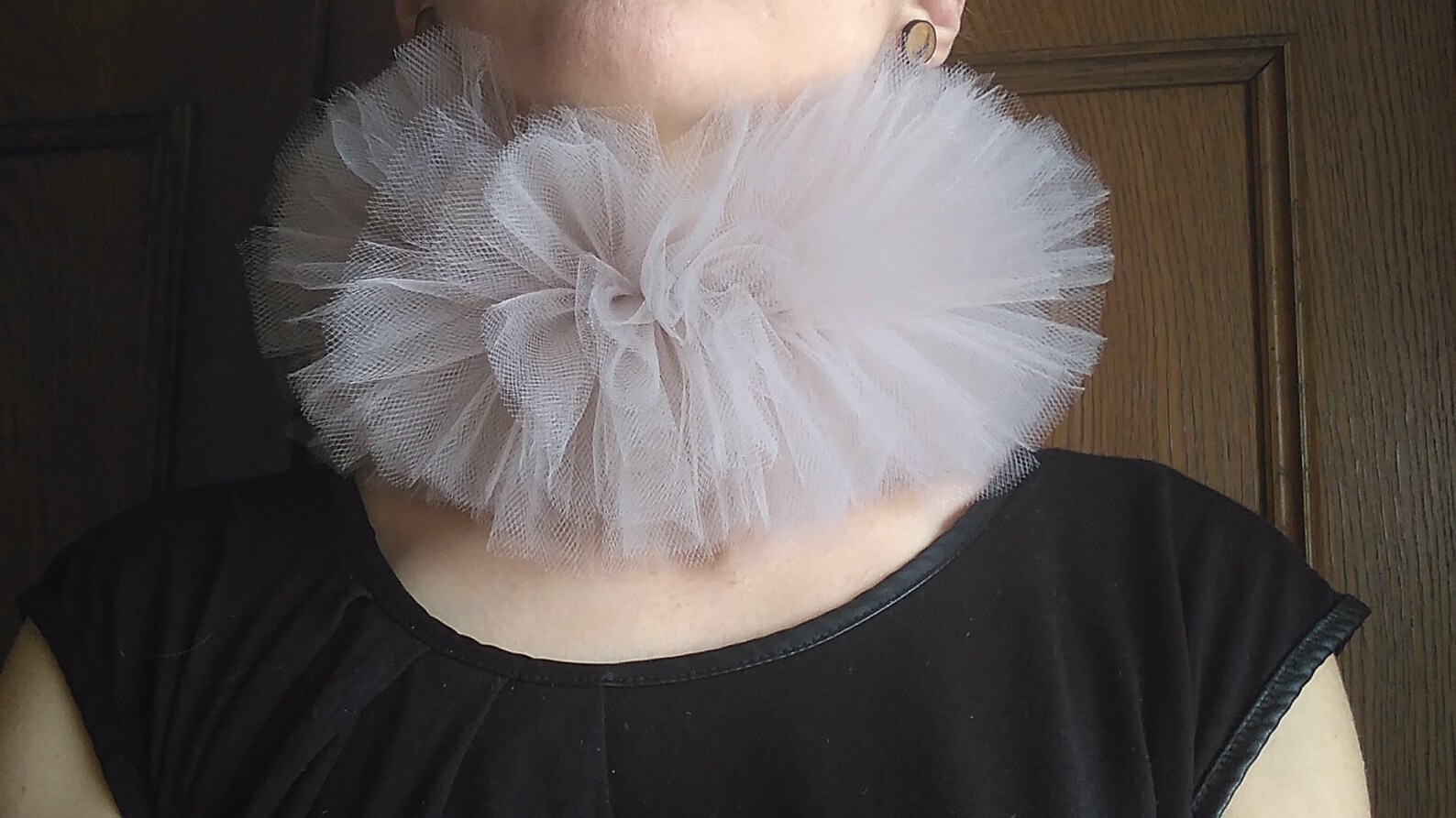 Red Tulle Ruffle Collar, Renaissance Collar, Elizabethan Collar ...