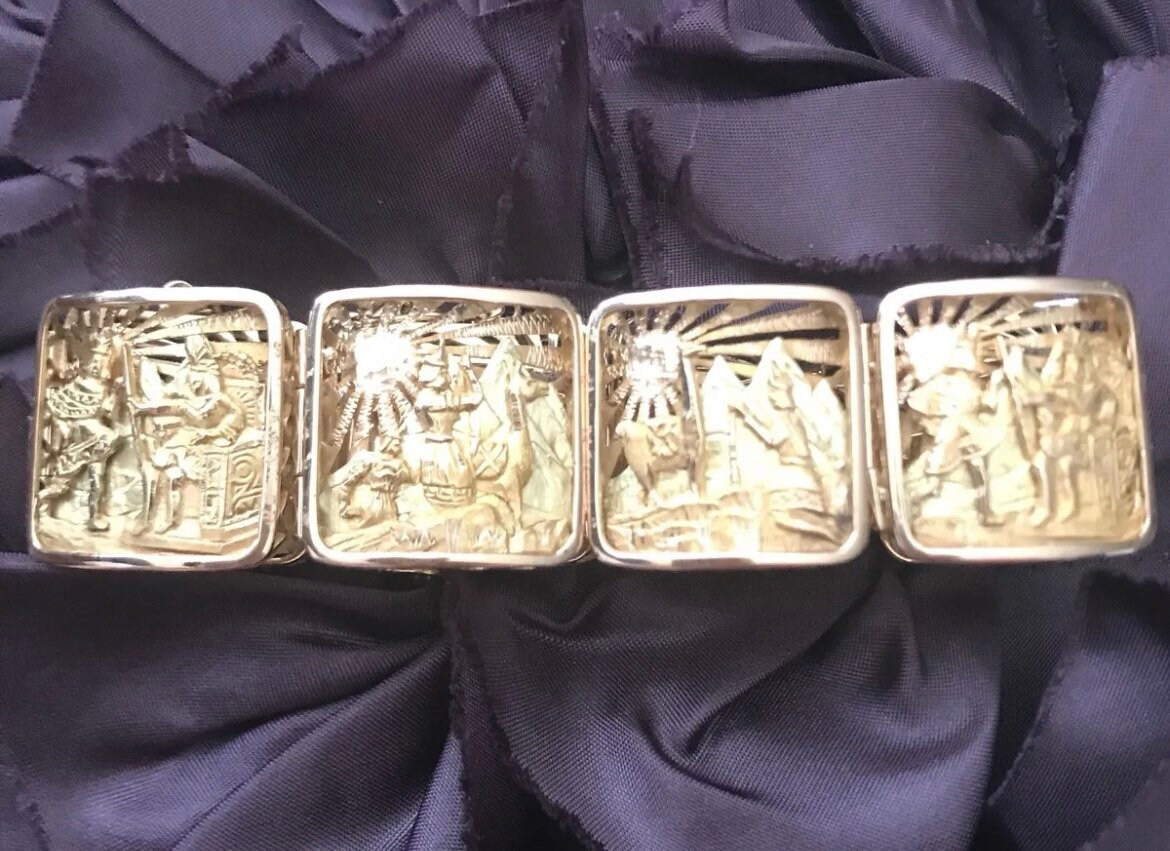 18K Peruvian Gold Bracelet 2.5oz - One of a Kind - Traditional Scenes ...